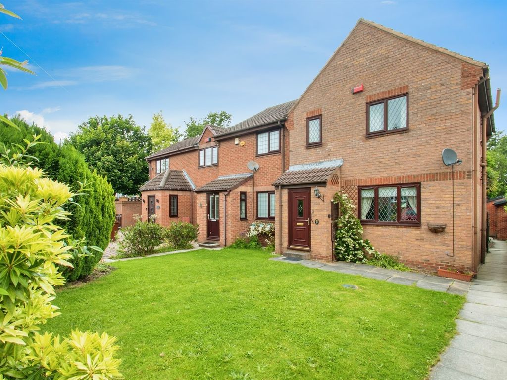 3 bed semi-detached house for sale in Topcliffe Grove, Morley, Leeds ...