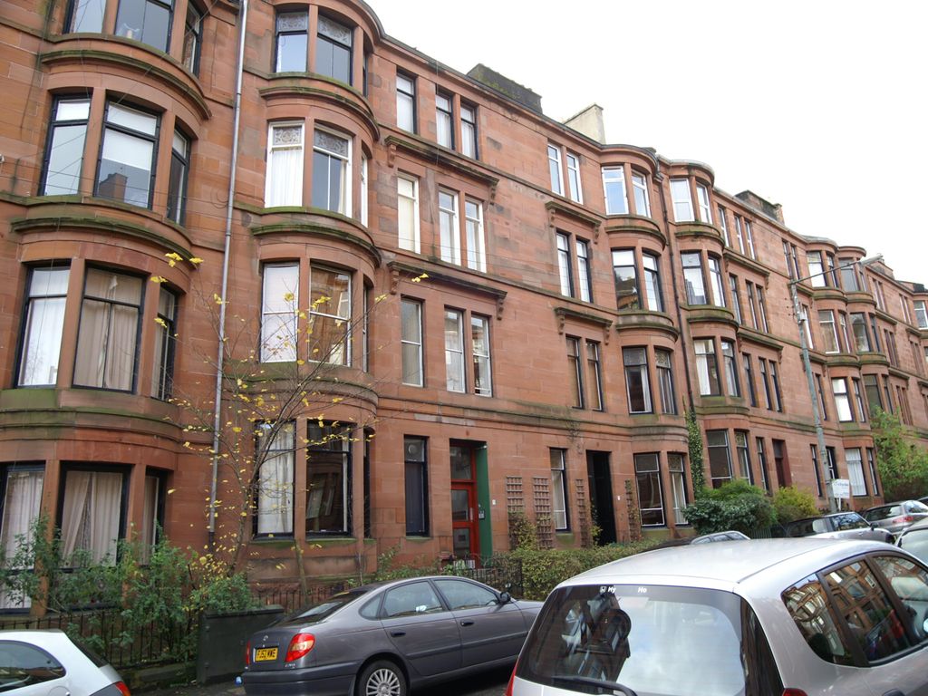 2 bed flat to rent in Caird Drive, Glasgow G11, £1,300 pcm - Zoopla