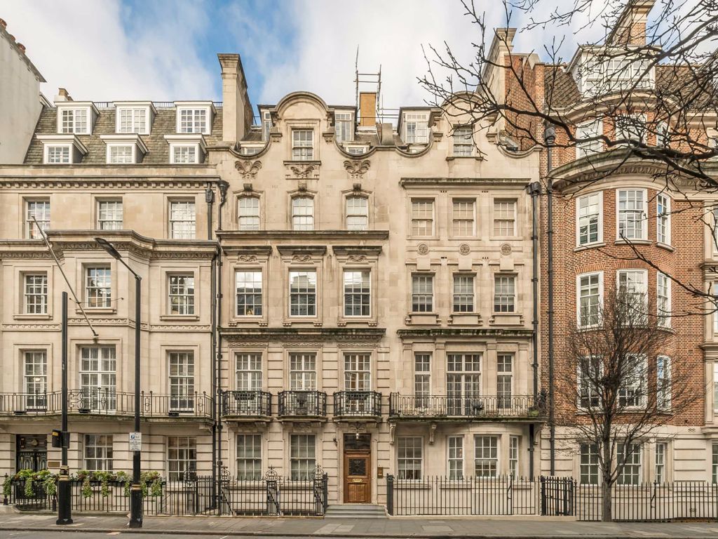 3 bed flat for sale in Upper Brook Street, London W1K - Zoopla