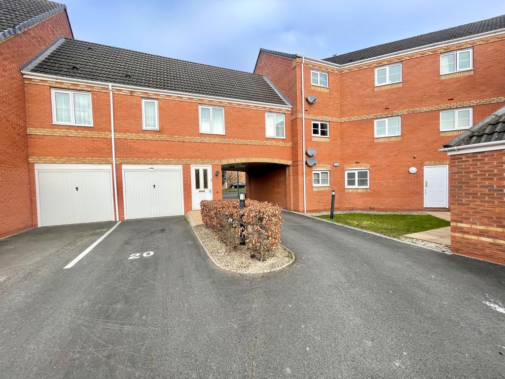 2 bed detached house for sale in Sannders Crescent, Great Bridge ...
