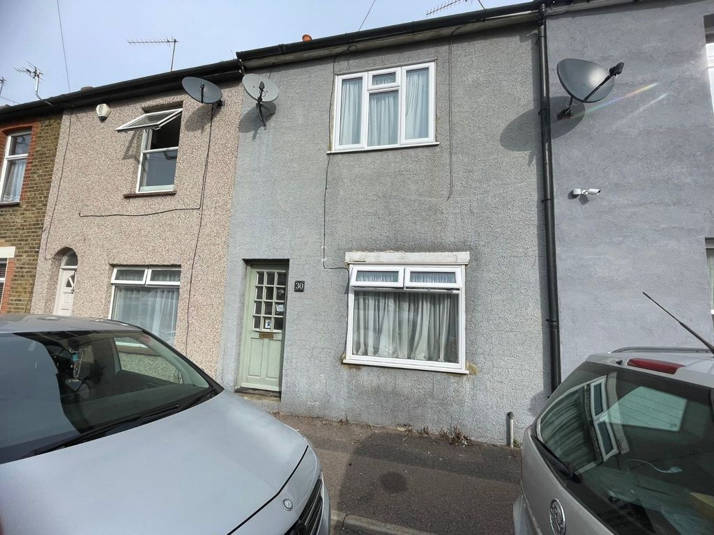 3 bed terraced house for sale in Range Road, Gravesend, Kent DA12, £250,000 - Zoopla