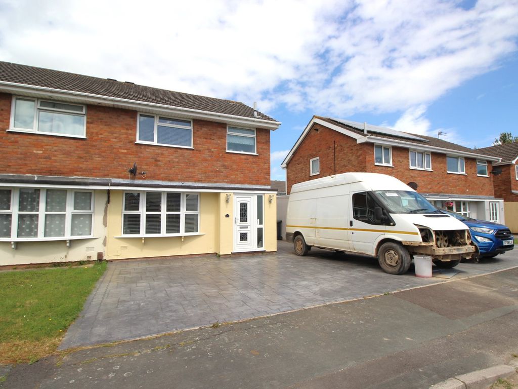 3 bed semi-detached house for sale in Sheldon Close, Clevedon, North ...