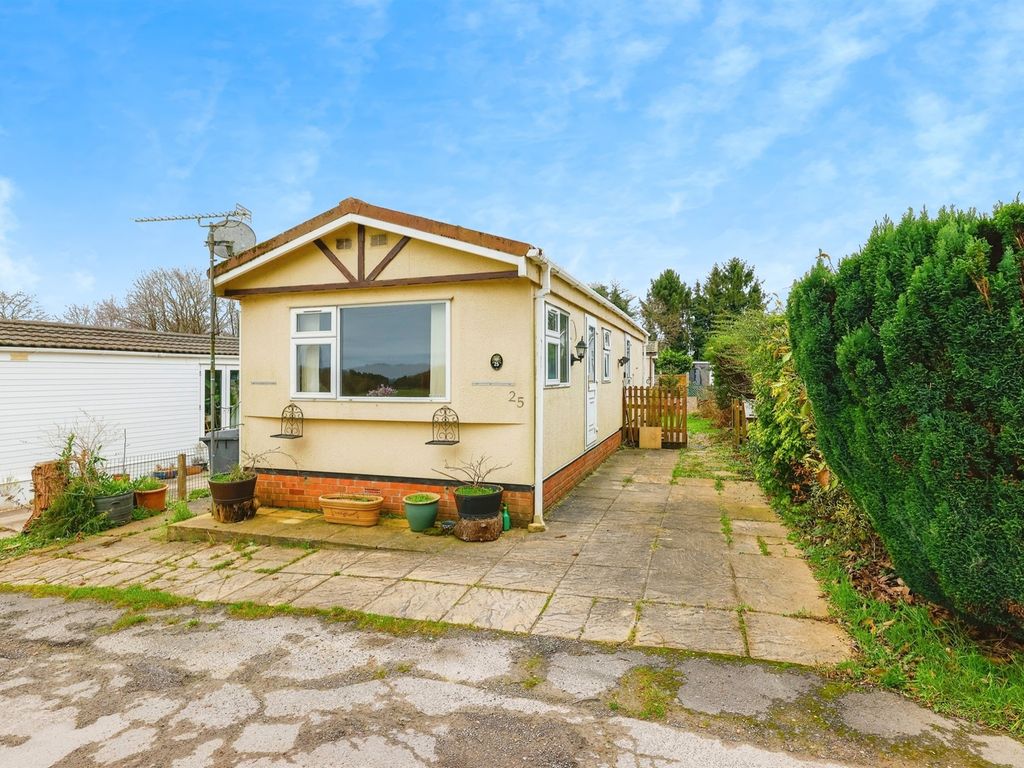 1 bed mobile/park home for sale in Wiremead Lane, East Cholderton ...