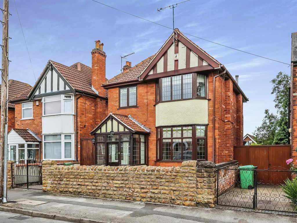 4 bed detached house for sale in Broomhill Road, Bulwell, Nottingham ...