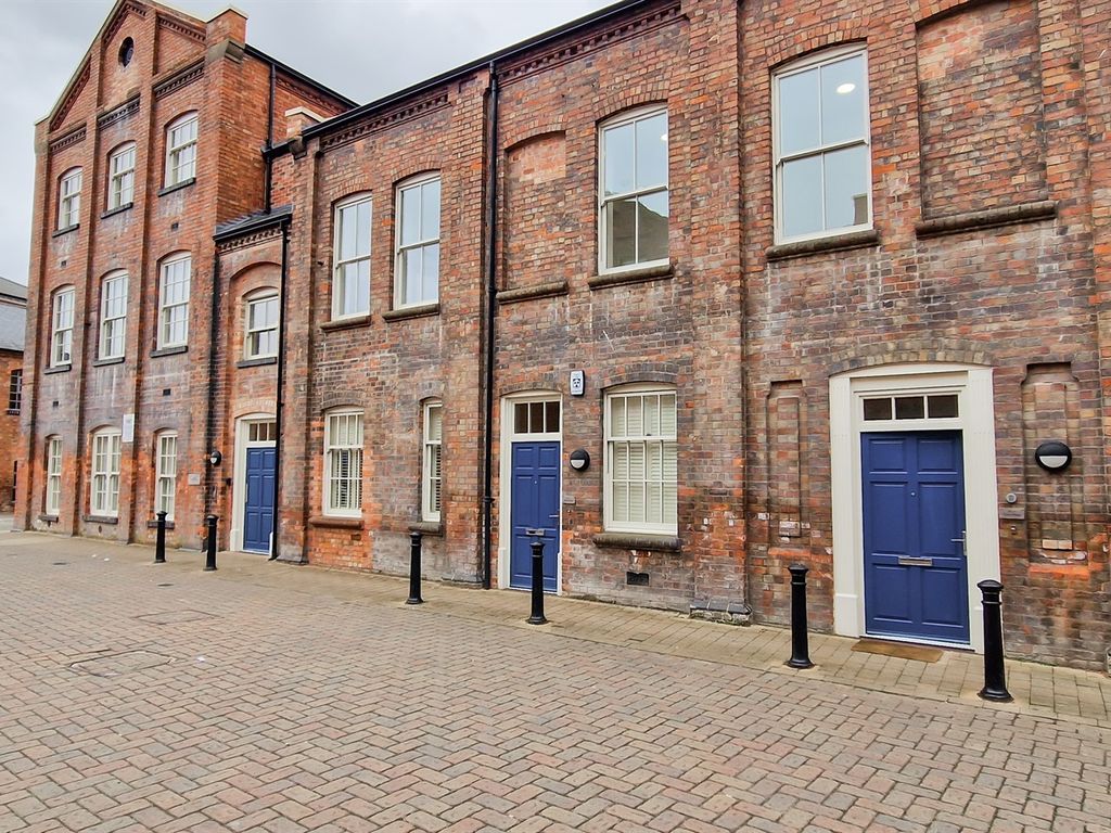 2 bed flat for sale in Princes Drive, Worcester WR1 - Zoopla