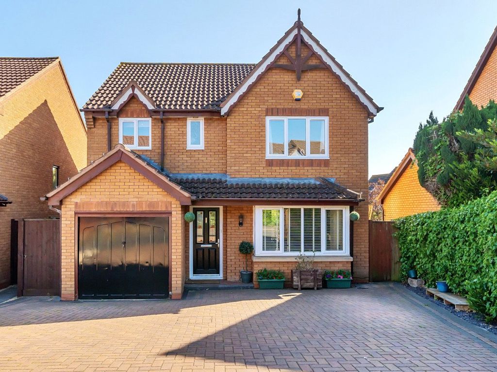 4 Bed Detached House For Sale In Thornhill Drive Blunsdon St Andrew