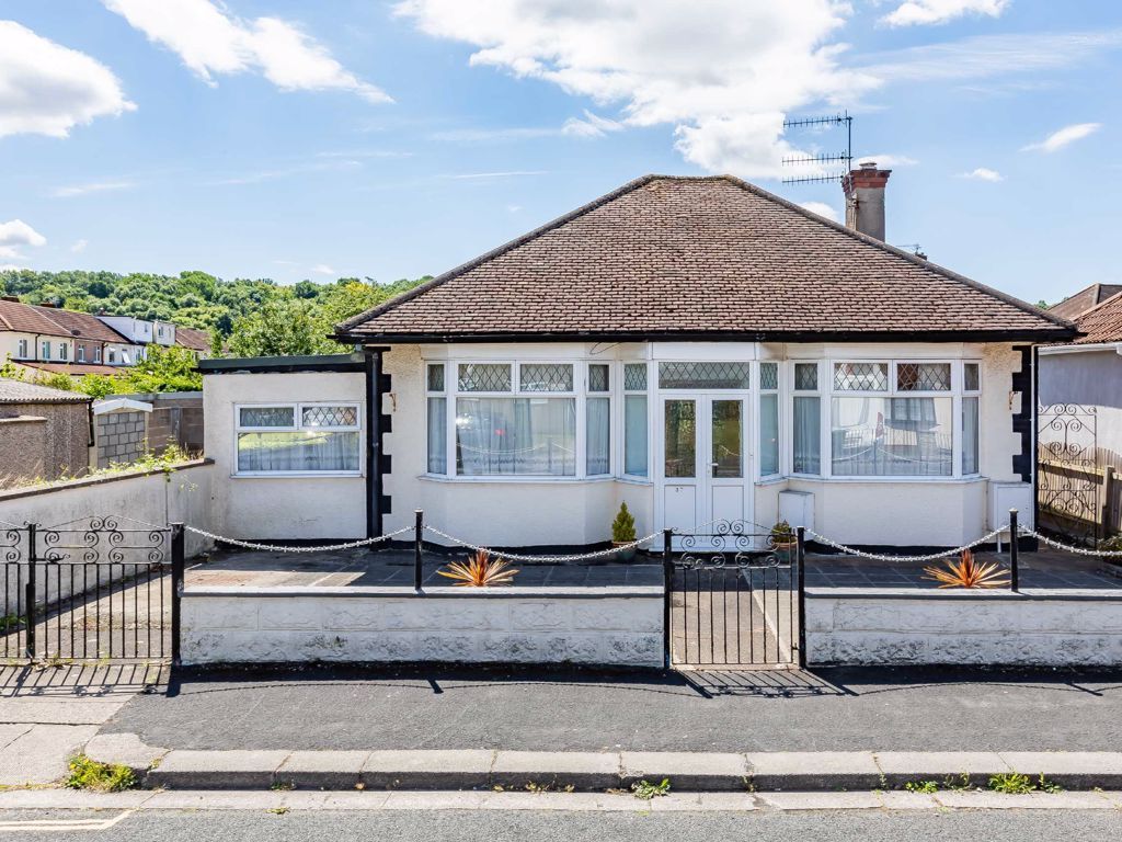 3 bed bungalow for sale in Risdale Road, Ashton Vale, Bristol BS3 - Zoopla