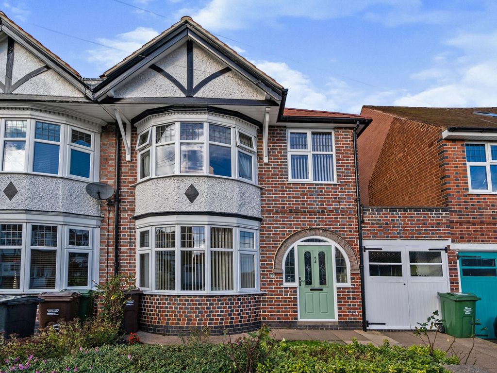 4 Bed Semi Detached House For Sale In Elmfield Avenue Birstall