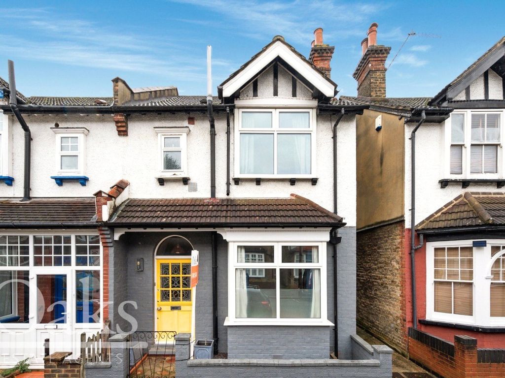 New Home 3 Bed Semi Detached House For Sale In Windermere Road