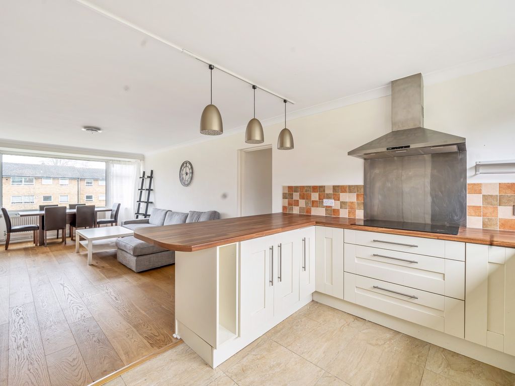 3 bed flat for sale in The Shimmings, Boxgrove Road, Guildford GU1 - Zoopla