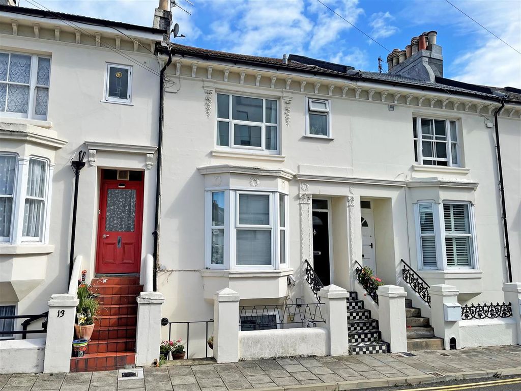 1 bed flat for sale in London Terrace, Brighton BN1 - Zoopla