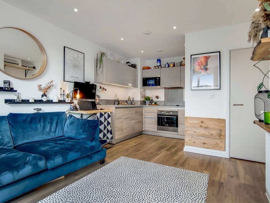 1 bed flat to rent in Edwin Street, Canning Town, London E16 - Zoopla