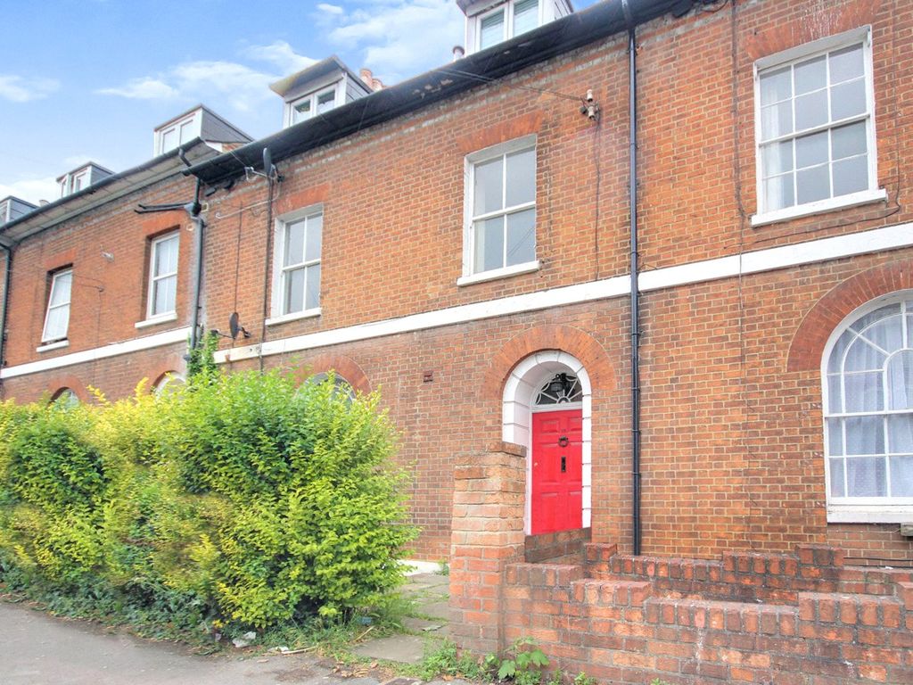 1 bed flat for sale in Russell Street, Reading, Berkshire RG1, £165,000 ...