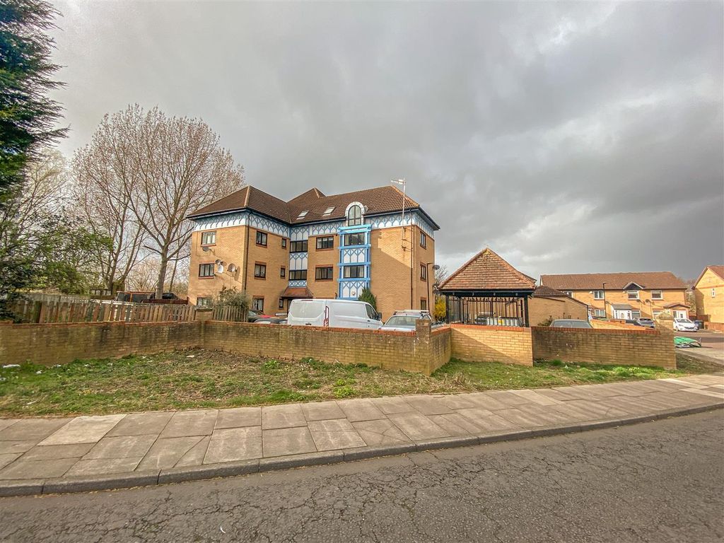 3 bed maisonette for sale in Prudhoe Court, Fawdon, Newcastle Upon Tyne ...