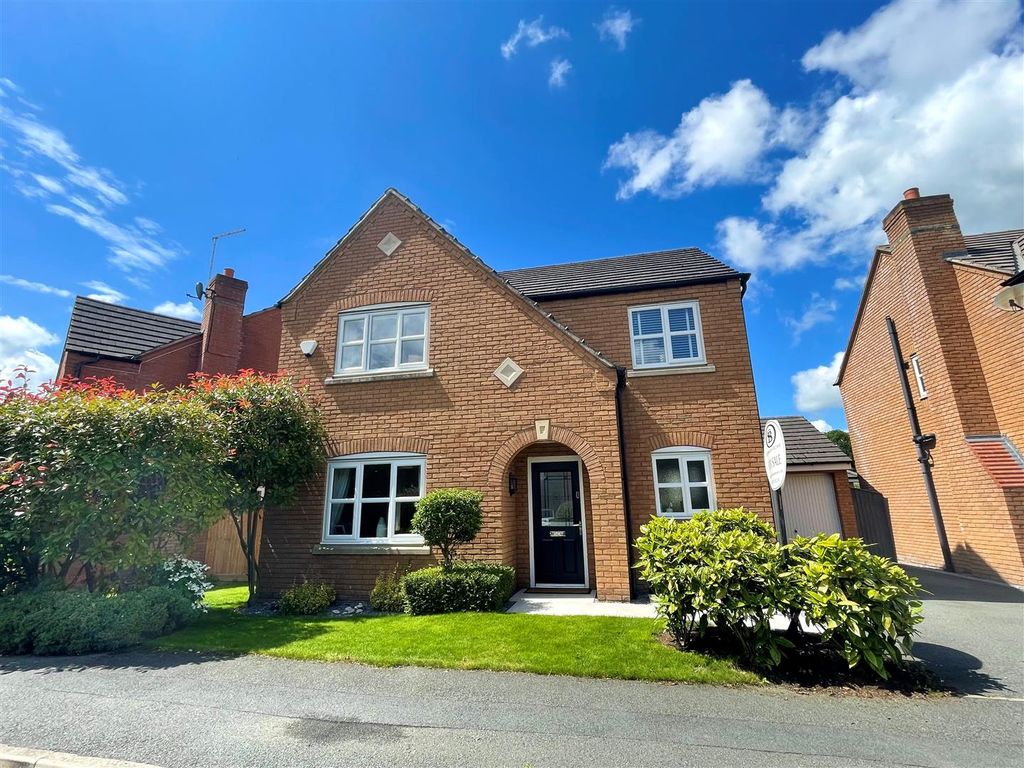 4 bed detached house for sale in Mill Pool Way, Sandbach CW11, £251,250 ...