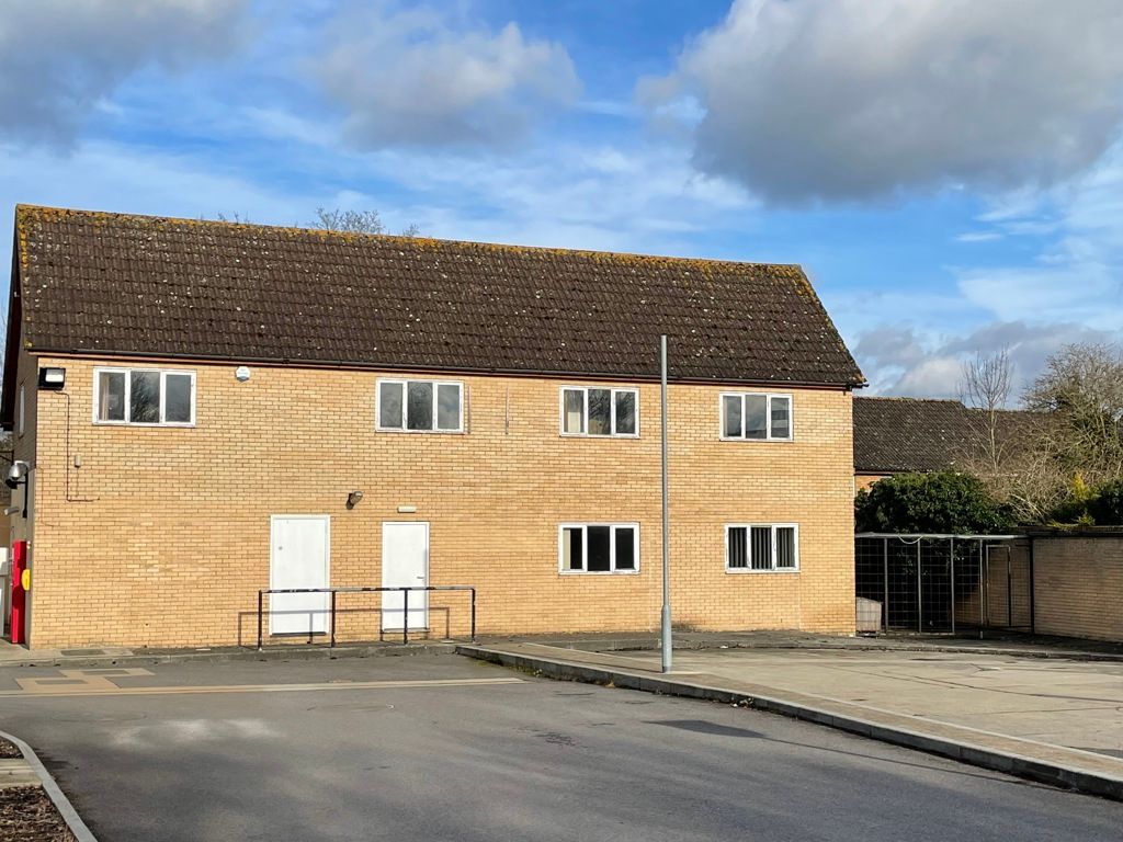 Office to let in Former Administrative Offices, Asda Carterton ...