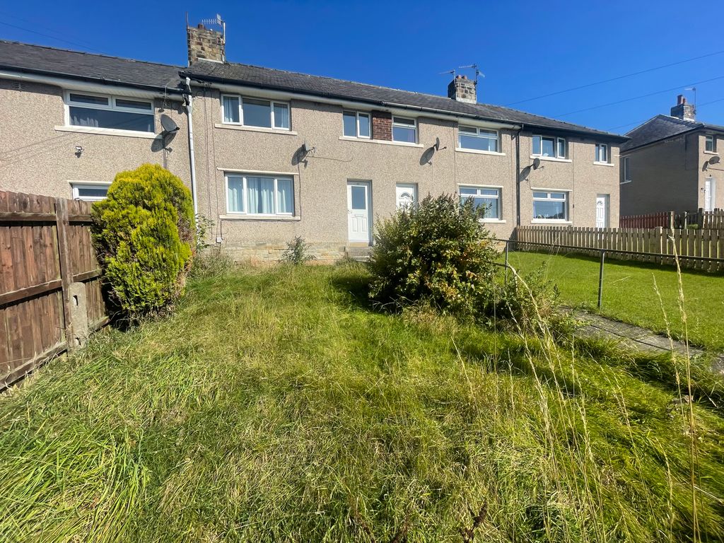 3 bed terraced house to rent in Cornwall Road, Bingley BD16, £800 pcm ...