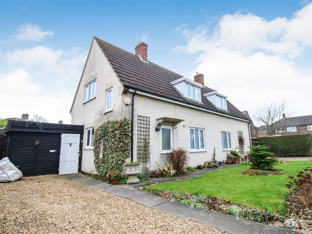 4 bed detached house for sale in Franklin Fields, Corby NN17 - Zoopla