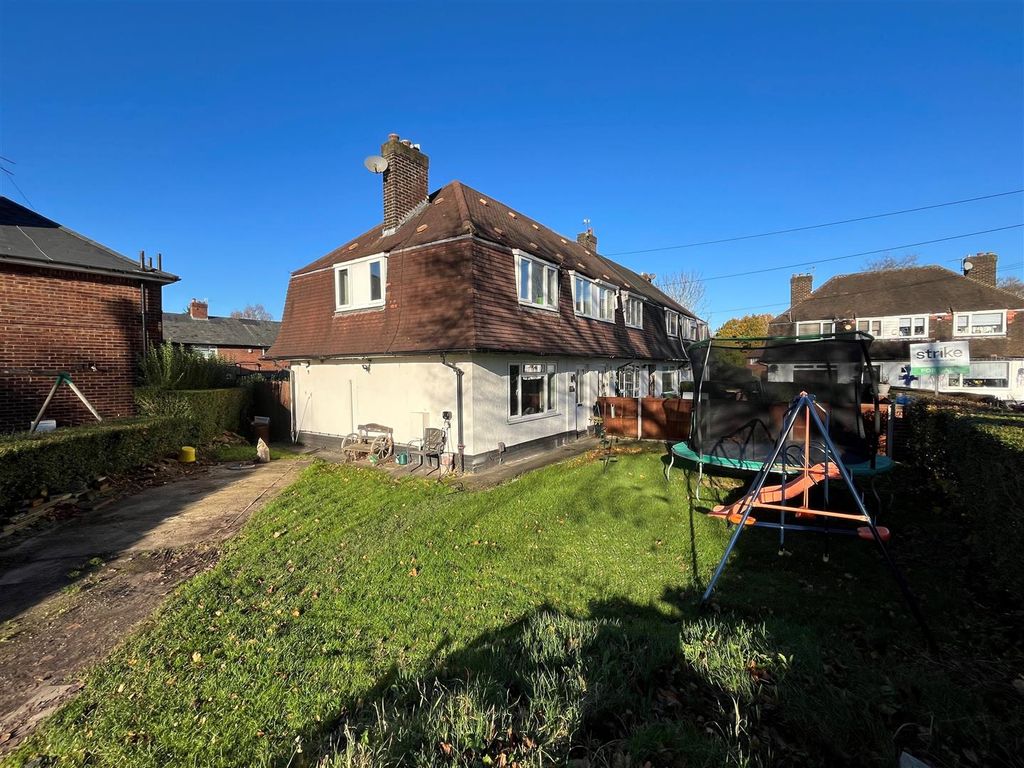 3 Bed End Terrace House For Sale In Hall Lane Wythenshawe Manchester
