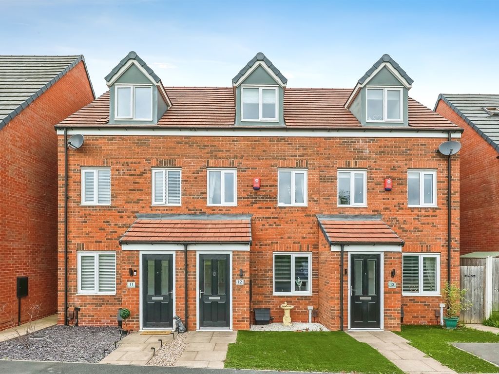 3 bed town house for sale in Pudding Plate Close, Ilkeston DE7, £ ...