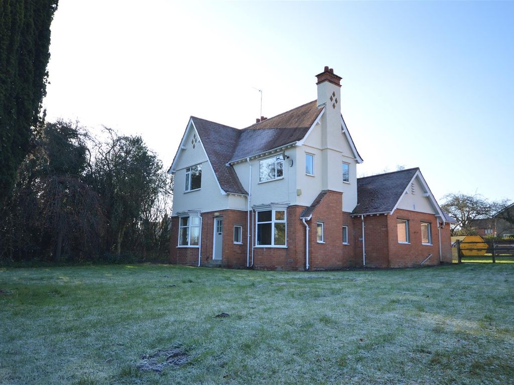 3 bed detached house to rent in Glebe Farm House, Sargeants Lane ...