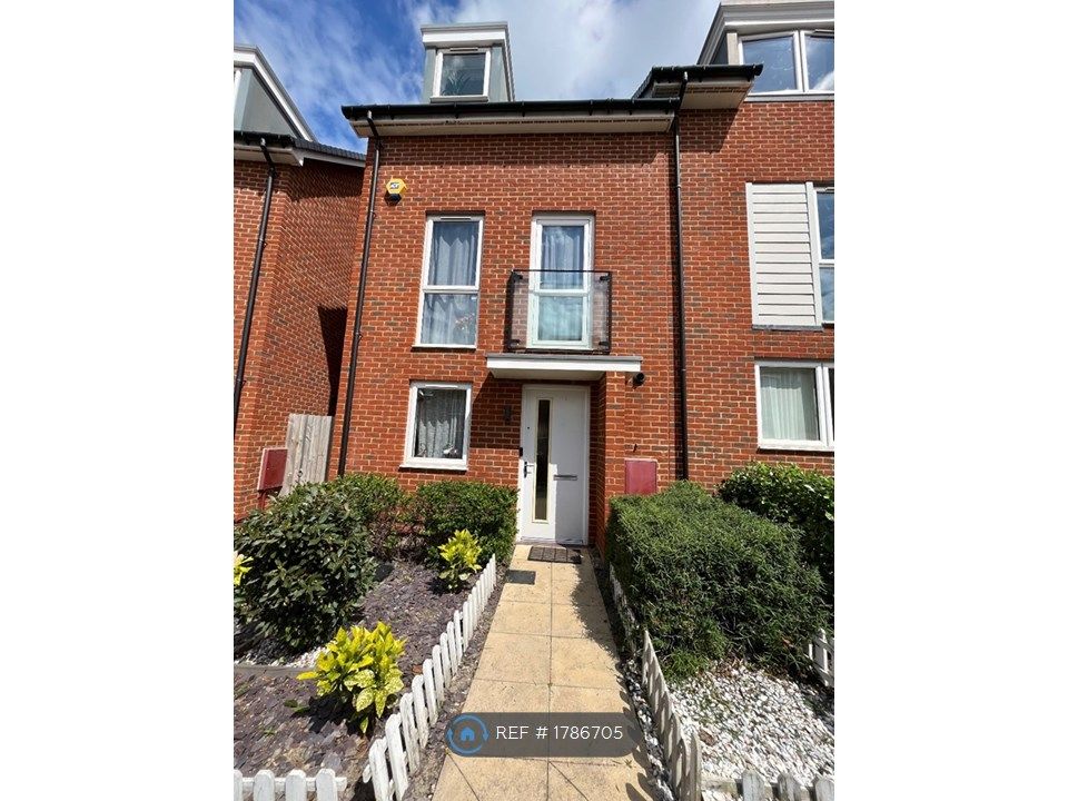 4 bed semi-detached house to rent in Dartford, Dartford DA1 - Zoopla