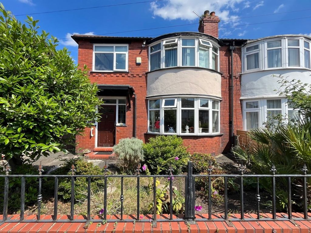 3 Bed Semi Detached House For Sale In Bournelea Avenue Burnage