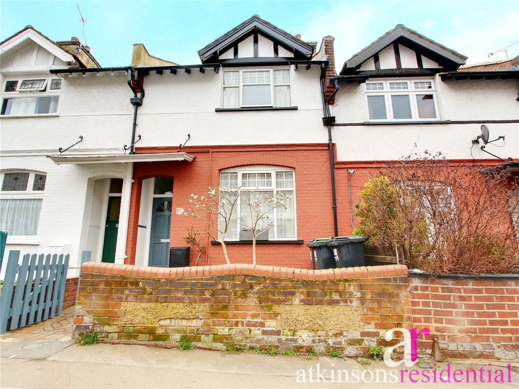 3 bed terraced house for sale in Holtwhites Hill, Enfield, Middlesex ...