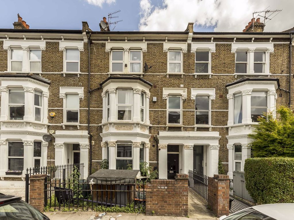 Studio to rent in Saltram Crescent, London W9 - Zoopla