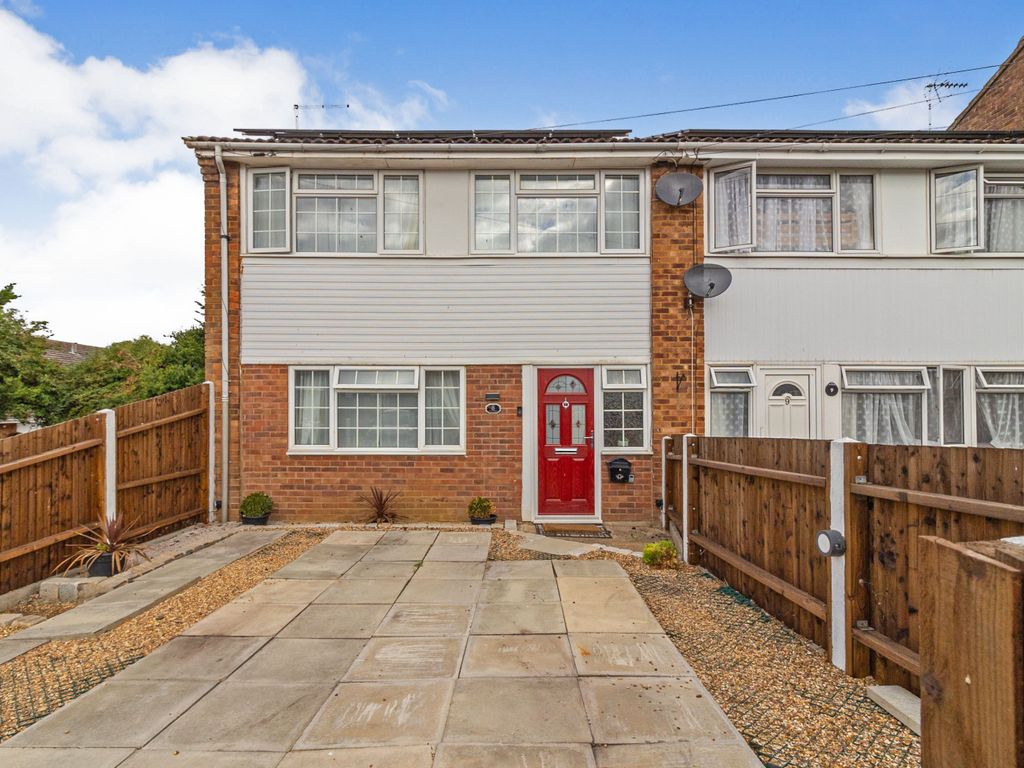 3 Bed End Terrace House For Sale In Nine Lands Hockliffe Leighton