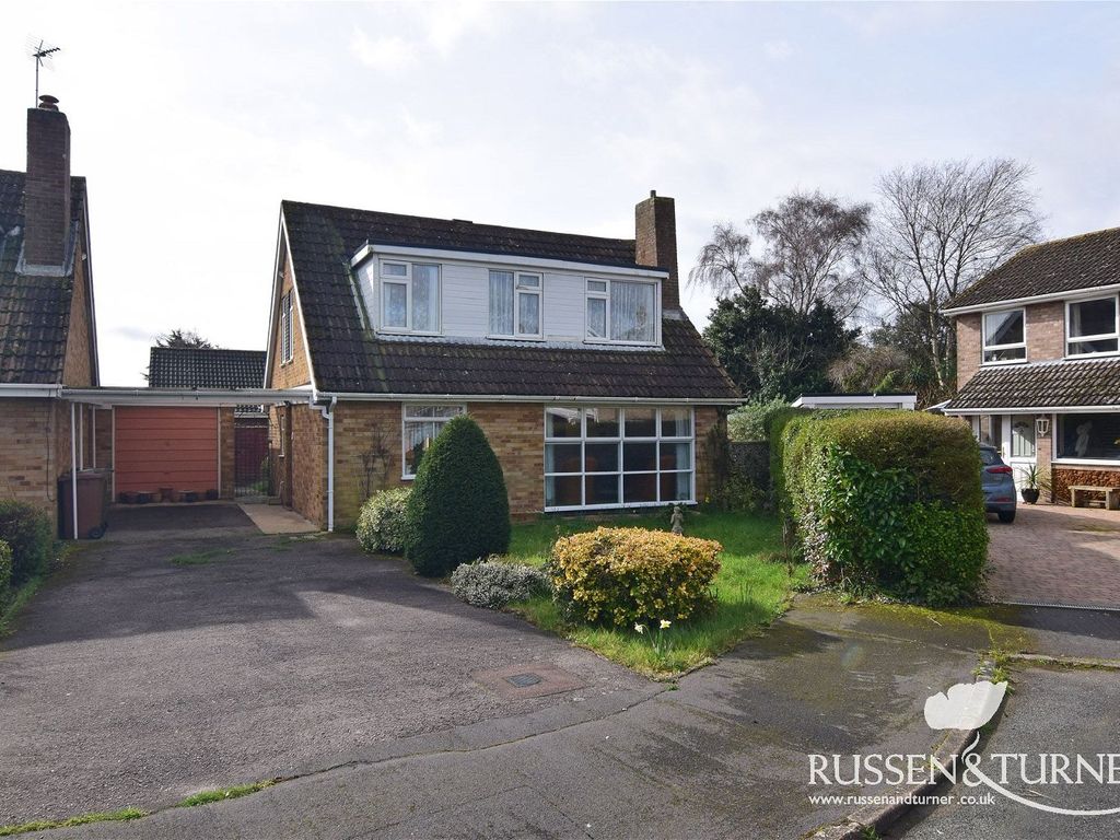 4 Bed Detached House For Sale In Wilton Crescent North Wootton Kings