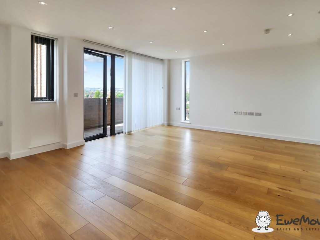 1 bed flat for sale in Bromley Road, London SE6, £300,000 - Zoopla