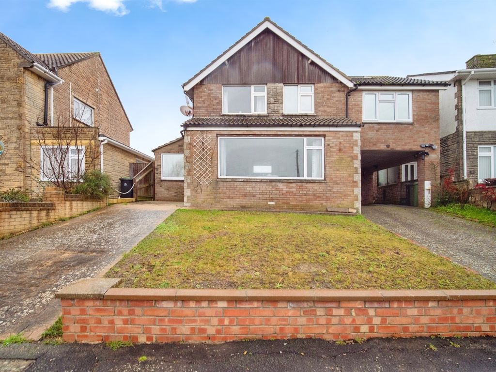 5 Bed Detached House For Sale In Stanier Road Preston Weymouth Dt3 £