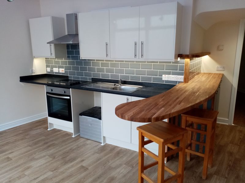 2 bed flat to rent in Meadow Street, Weston-Super-Mare BS23 - Zoopla