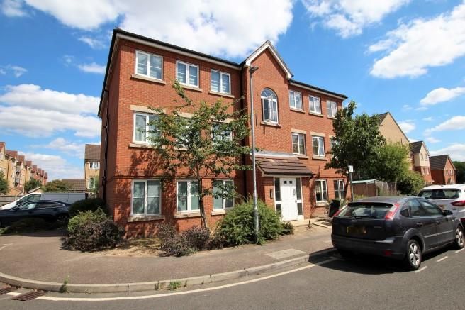 1 bed flat to rent in Tallow Close, Dagenham, Essex RM9, £1,499 pcm ...