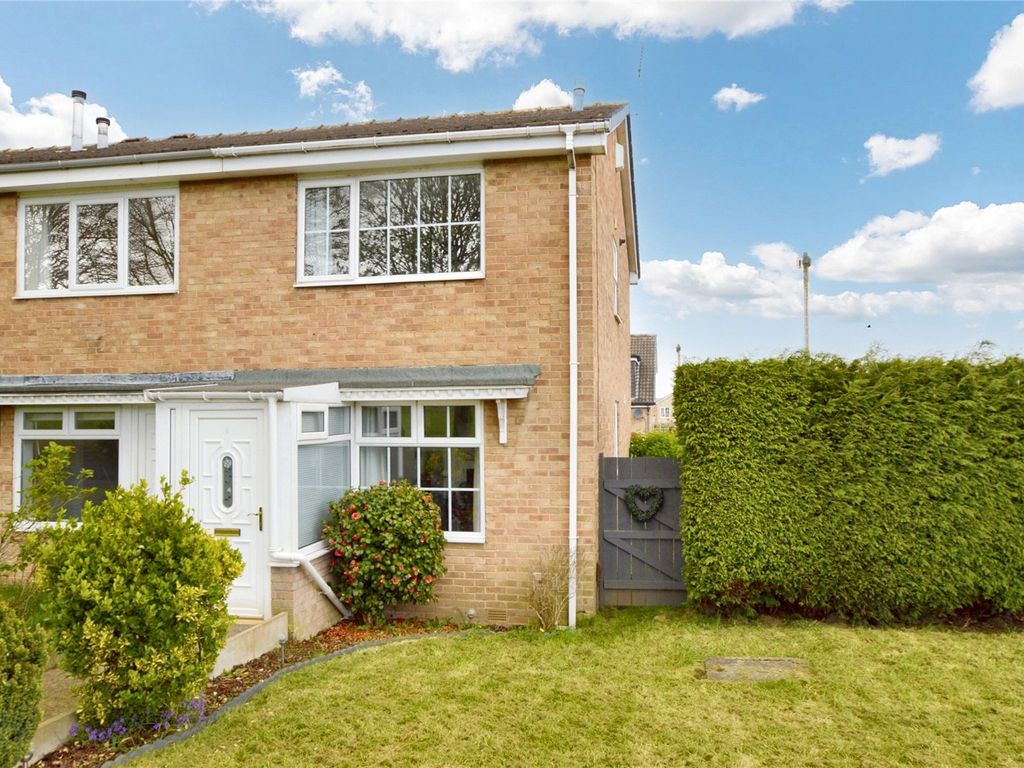 2 Bed End Terrace House For Sale In New Park Walk Farsley Pudsey