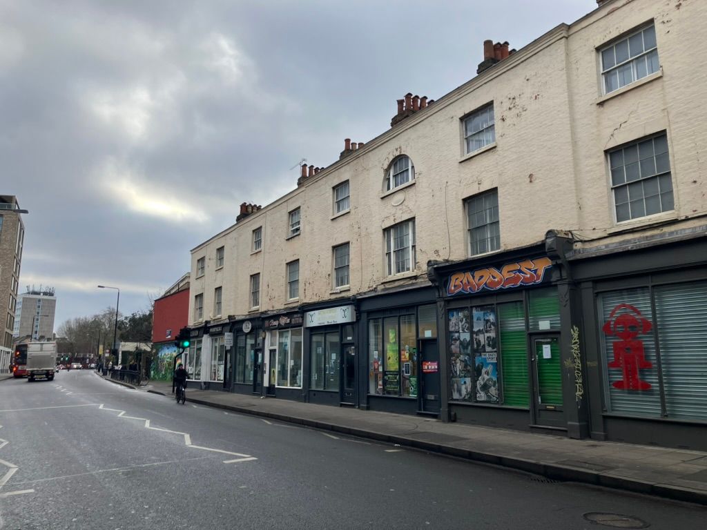 Retail premises to let in Stockwell Road, London SW9, £22,500 pa - Zoopla