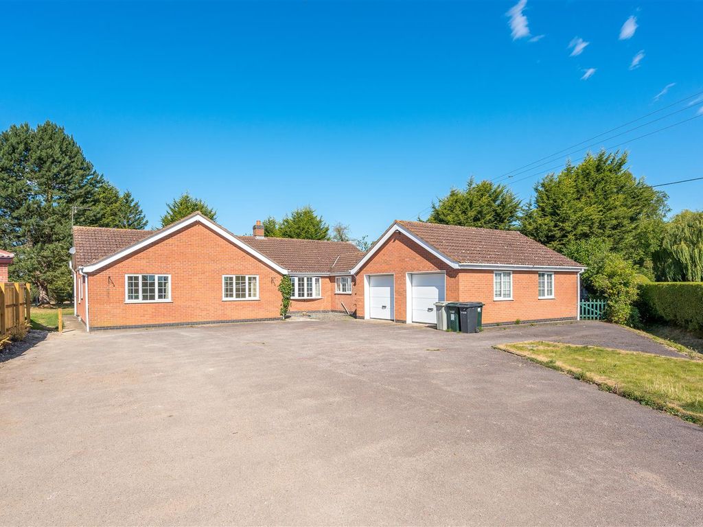 4 Bed Detached Bungalow For Sale In Fenside Road Toynton All Saints