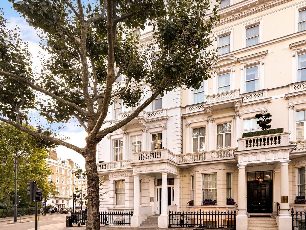 2 bed flat for sale in Queens Gate, South Kensington, London SW7 - Zoopla
