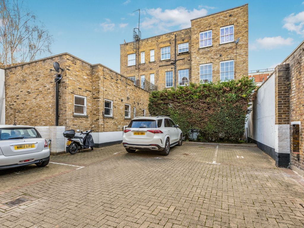 Property to rent in Upper Street, London N1 - Zoopla