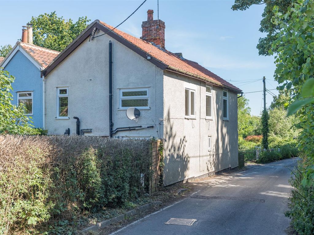 3 bed end terrace house for sale in Pin Mill Road, Chelmondiston ...