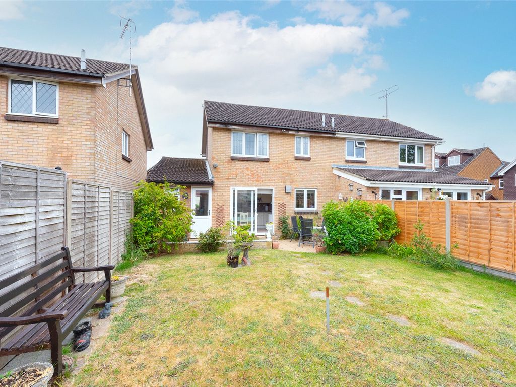 4 Bed Semi Detached House For Sale In Long Beech Drive Farnborough