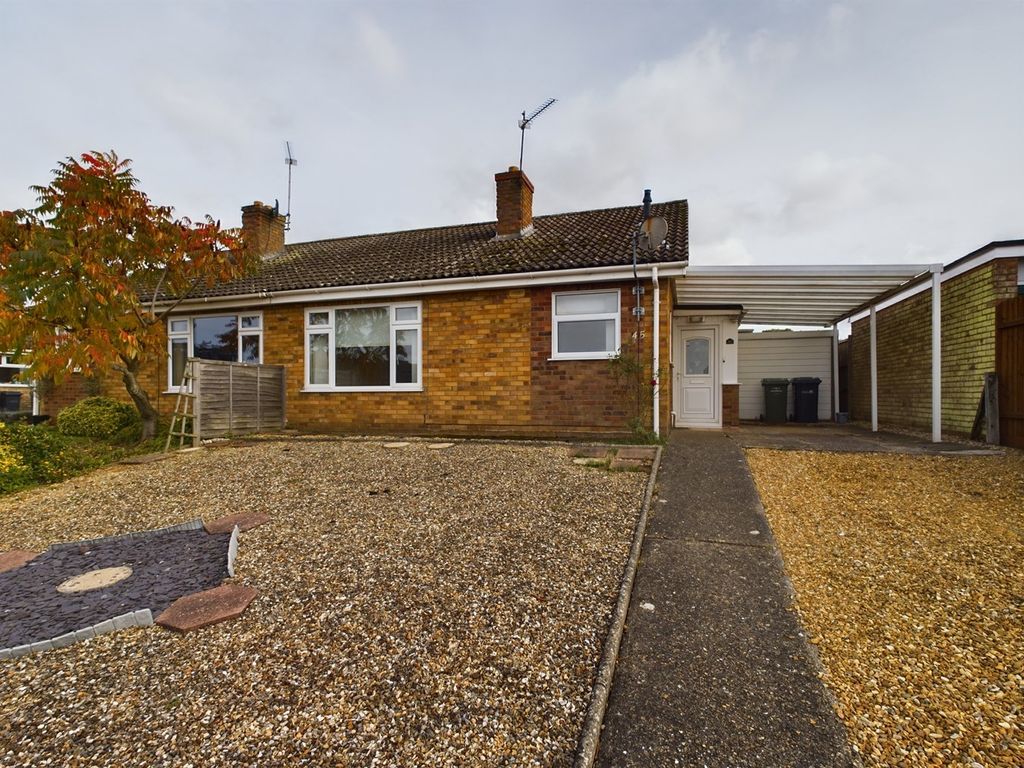 2 Bed Semi Detached Bungalow For Sale In Beech Road Downham Market
