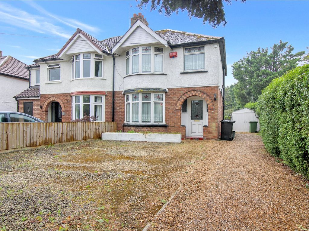 3 Bed Semi Detached House For Sale In Green Road Swindon Wiltshire