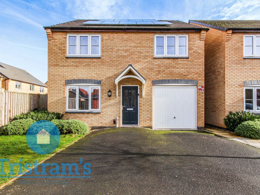 4 bed detached house to rent in Celeste Close, Nottingham NG8, £1,900 ...