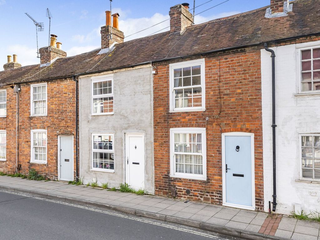 2 Bed Terraced House For Sale In North Street Emsworth Po10 £299 950