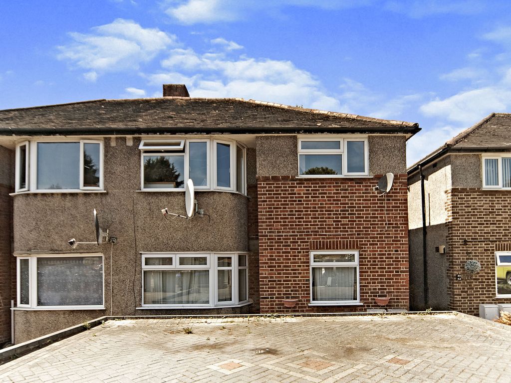 2 bed maisonette for sale in Meadowview Road, London SE6 - Zoopla