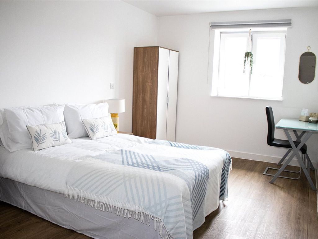 5 bed flat to rent in Arndale House, 89-103 London Road, Liverpool L3 ...