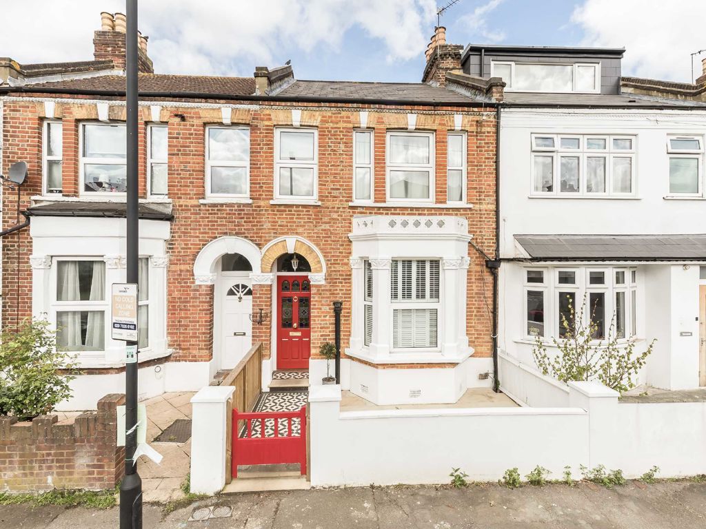 3 Bed Terraced House For Sale In Hambro Road London Sw16 £795 000