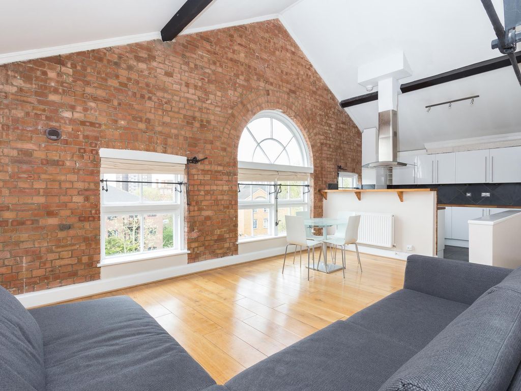 2 bed flat to rent in The School House, Pages Walk SE1 - Zoopla